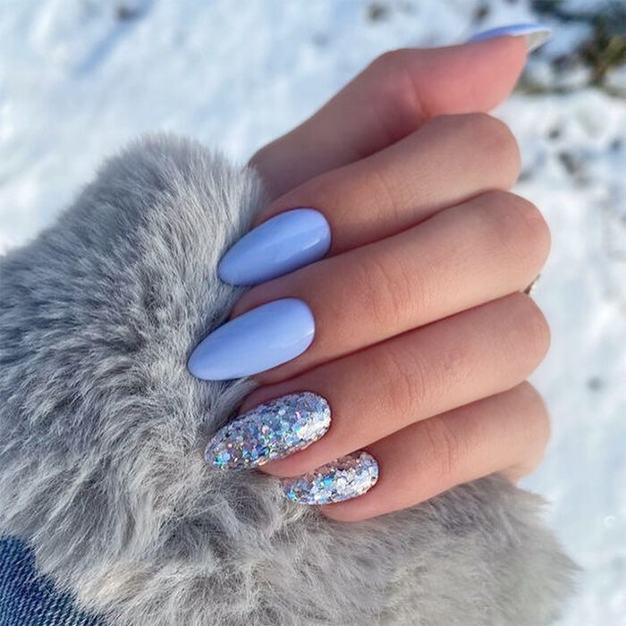 Новогодний маникюр 2025: топ 55 идей дизайнов с фото - Я Покупаю